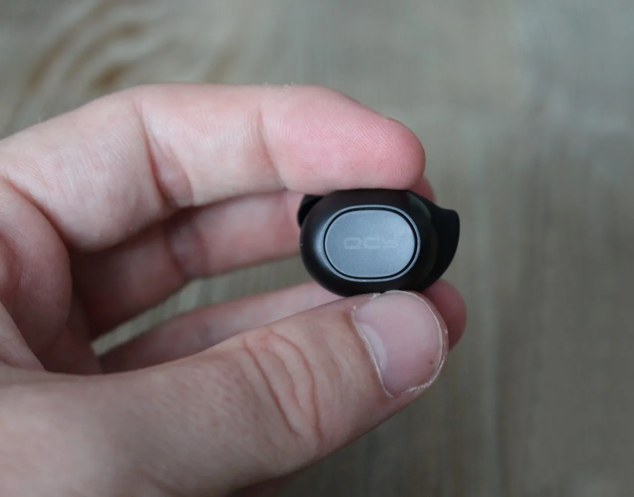 QCY T7 vs T9S TWS Earphones Comparison | Specs | Sound