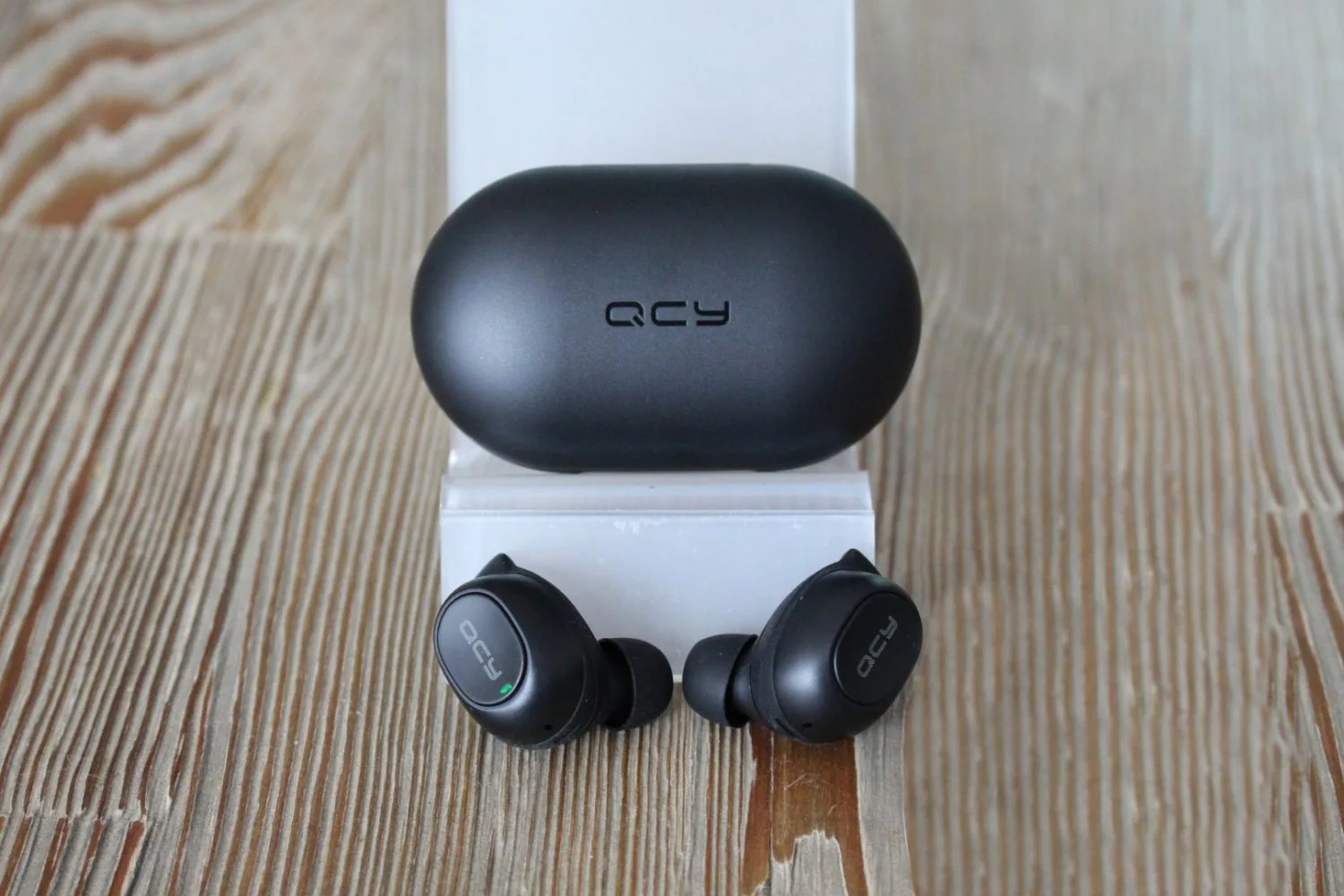 QCY T7 vs T9S TWS Earphones Comparison | Specs | Sound