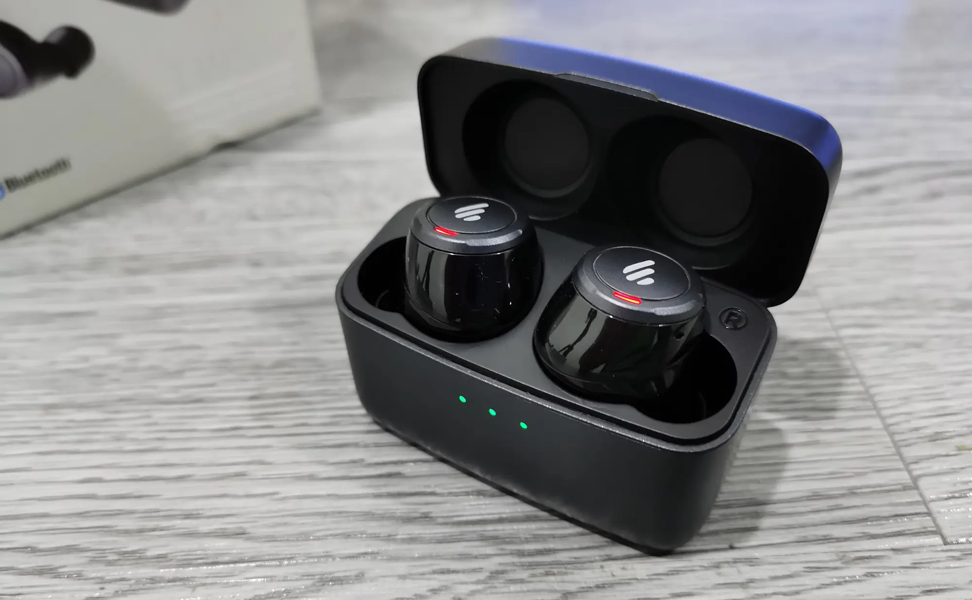 Edifier TWS5 Manual | Step-by-step Pairing & Troubleshooting