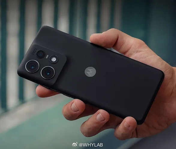 Moto Edge 50 Pro is released with Snapdragon 7 Gen 3 Chipset